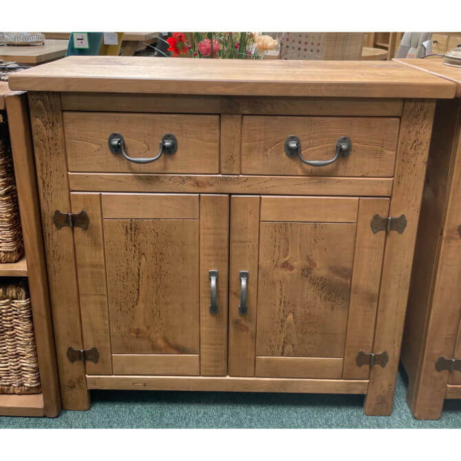 Rustic Plank Shallow 2 Door 2 Drawer Sideboard | Pine and Oak